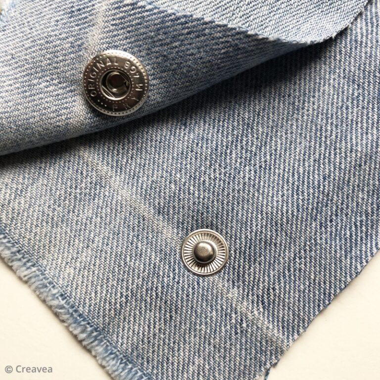 Comment poser un bouton pression ? - Creavea